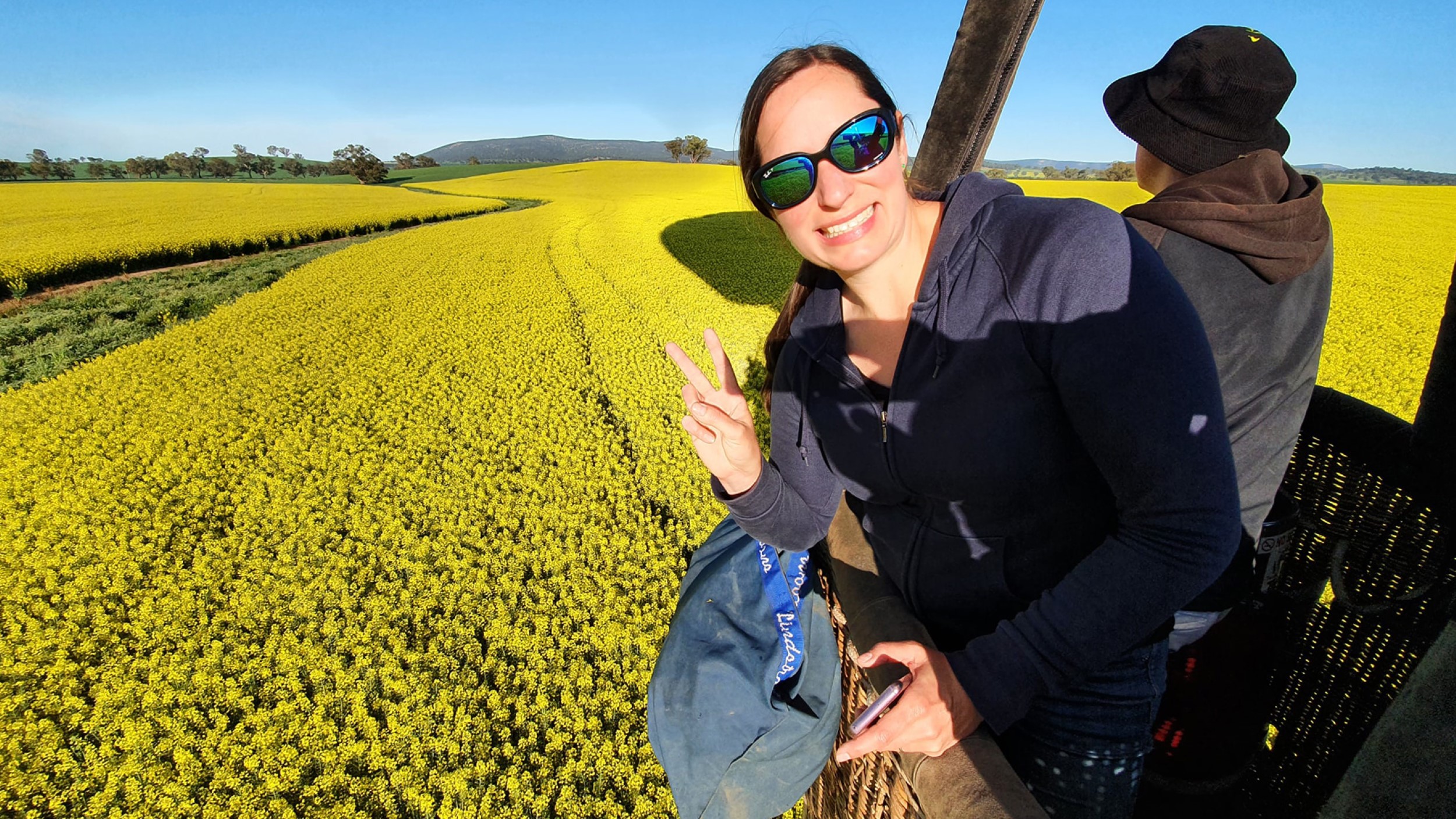 Canola Balloon Flight - Temora - Goldrush Ballooning Reservations
