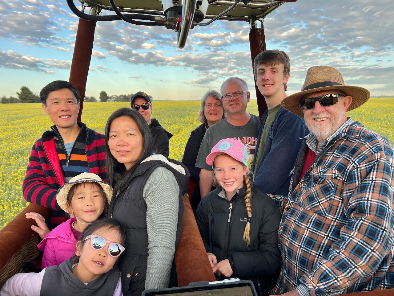 Canola Balloon Flight - Temora - Goldrush Ballooning Reservations