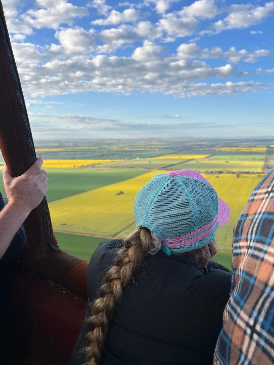 Canola Balloon Flight - Temora - Goldrush Ballooning Reservations