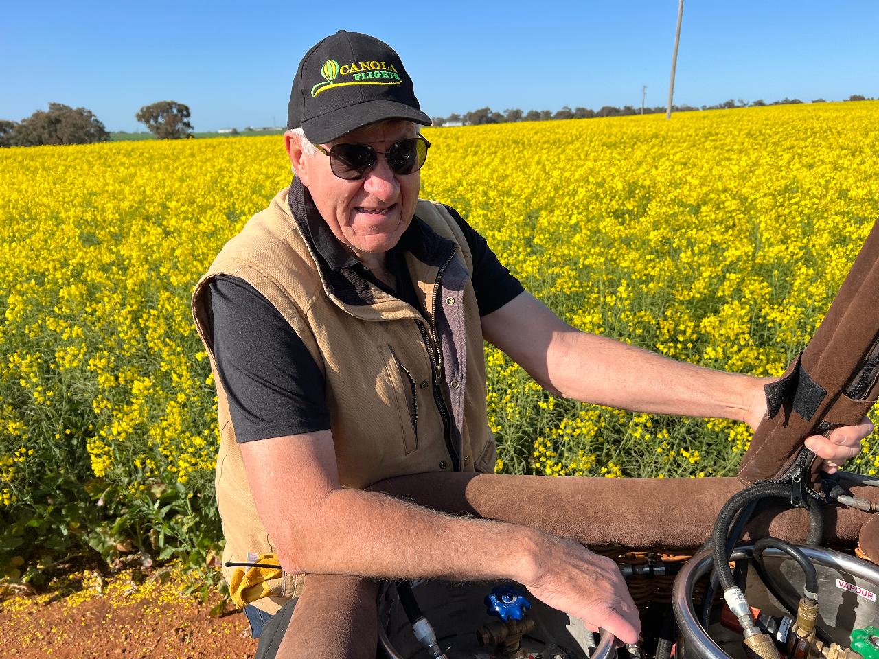 Canola Balloon Flight - Temora - Goldrush Ballooning Reservations