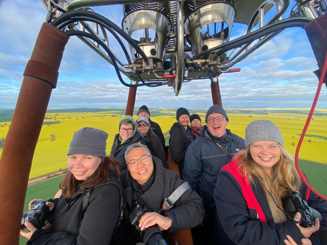 Canola Balloon Flight - Temora - Goldrush Ballooning Reservations