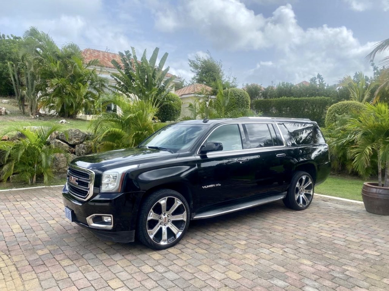 VIP Arrival Transfer to St. Maarten/St. Martin Hotel (Zone 5) - St ...