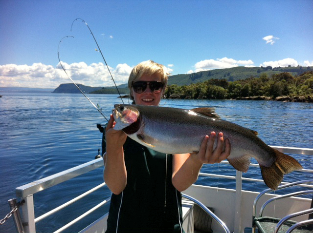 SCENIC CRUISE to the Ngātoroirangi Māori Rock Carvings with live fishing