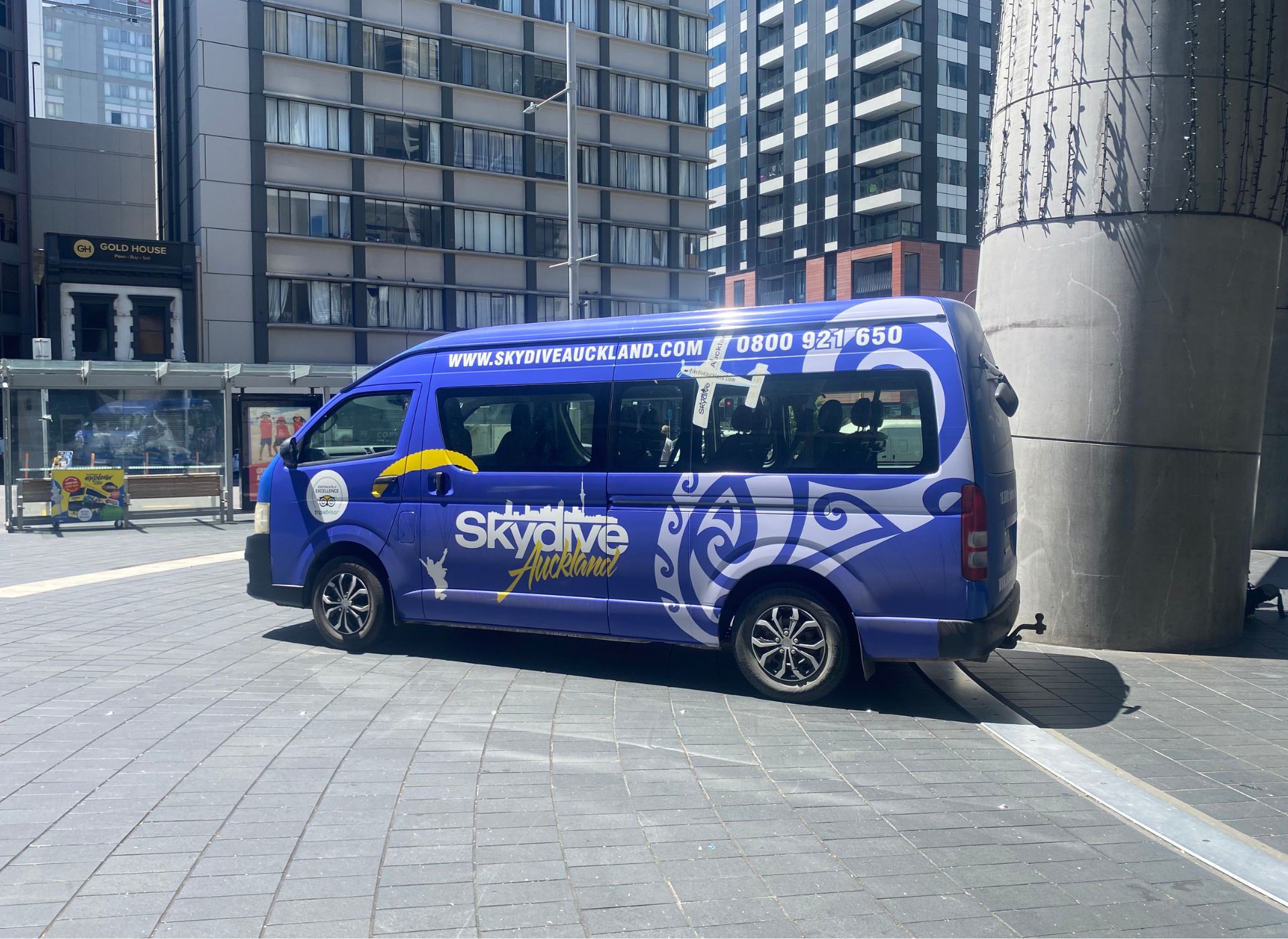 Tandem skydive with FREE return transport from Auckland City Centre ...