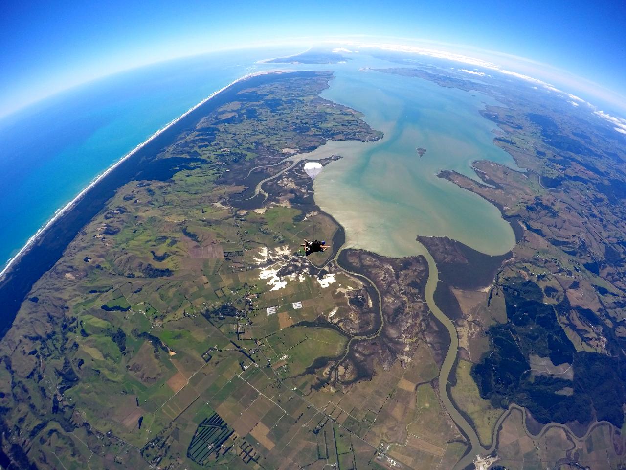 18,000ft Skydive - Skydive Auckland Reservations