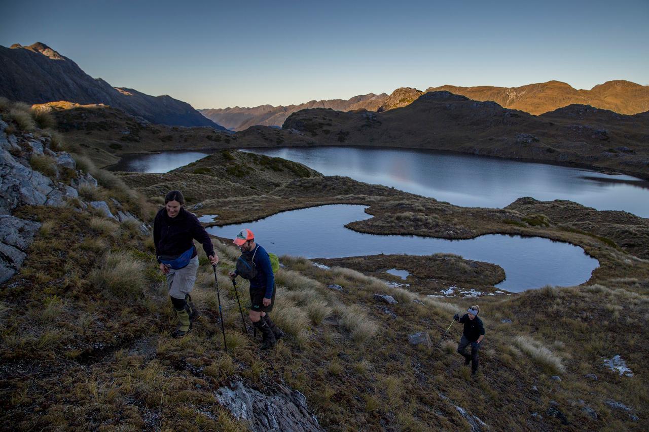 Dusky Track Transport - Fiordland Trips and Tramps Reservations