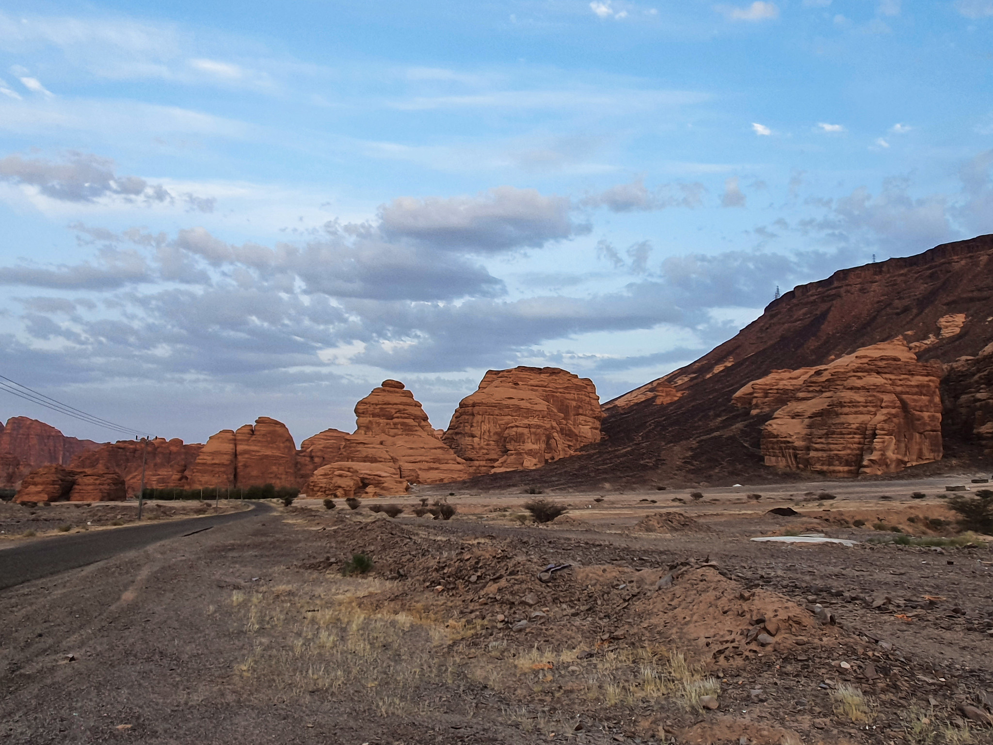 The Hidden Valley Experience in AlUla