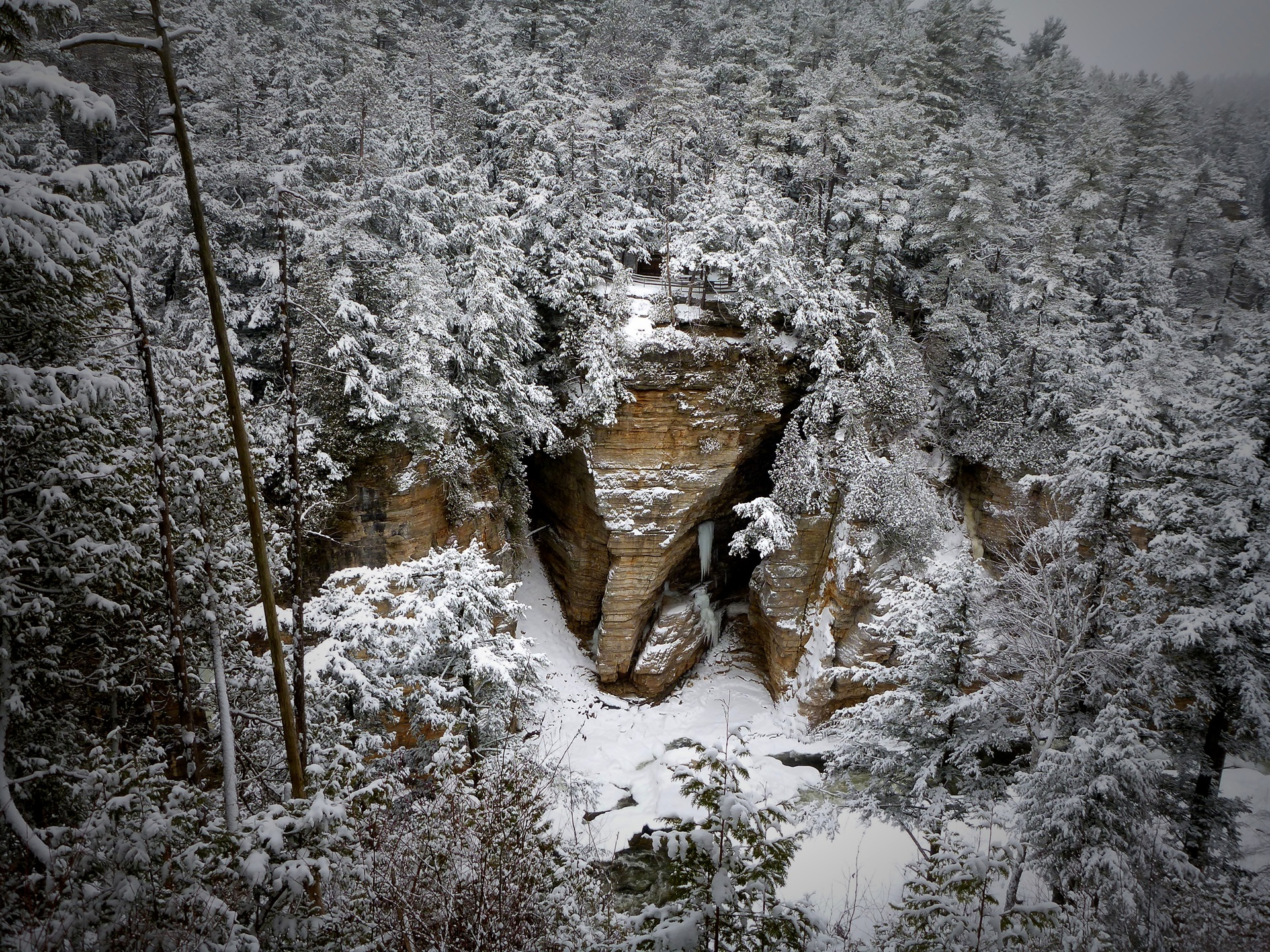 Guided Winter Tour (2-Hour) - Ausable Chasm Co. Reservations