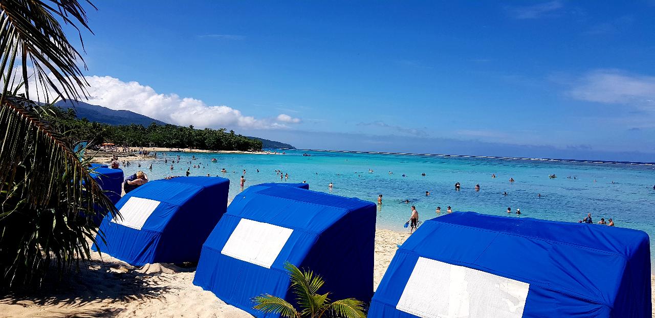 Clam Shell Cabana - Full Day Hire at Mystery Island