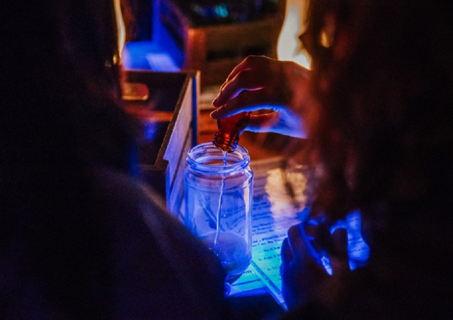 Potion Making at The Wands and Wizard Exploratorium - Top Sights Tours ...