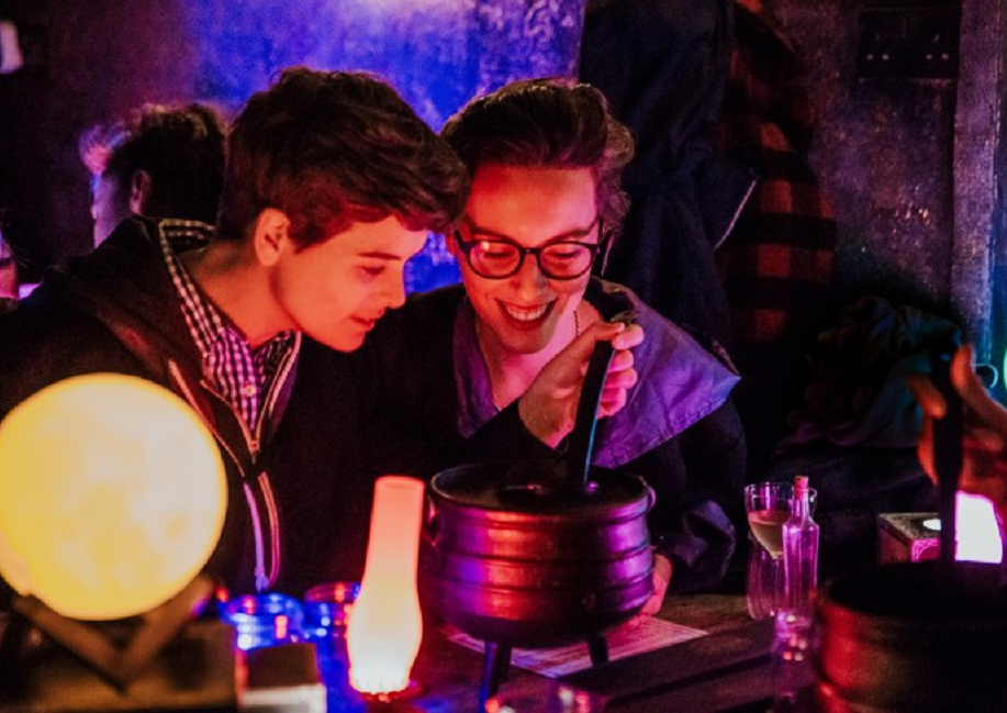 Potion Making at The Wands and Wizard Exploratorium - Top Sights Tours ...