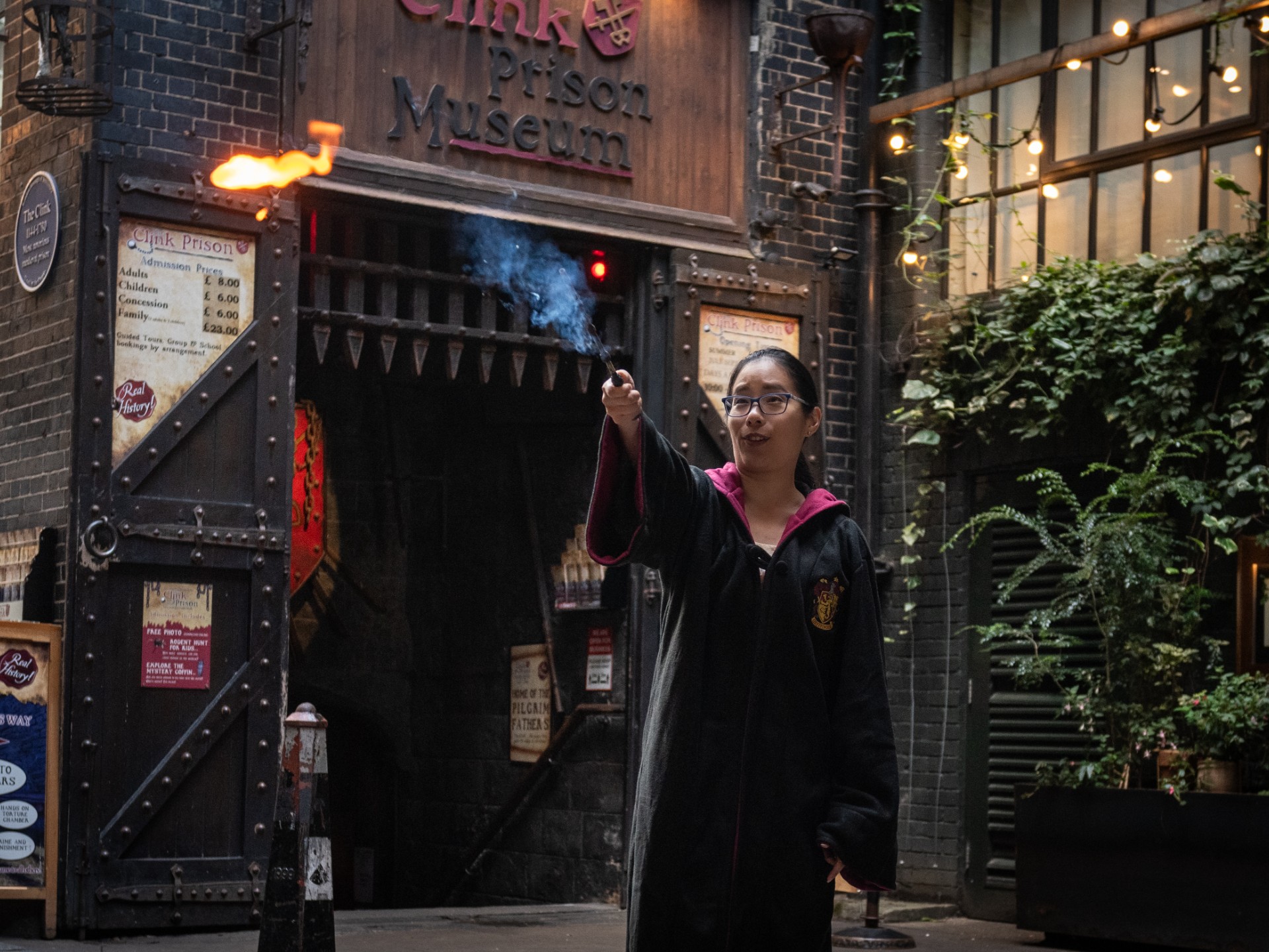 Wizard Walking Tour & Clink Prison Entry - Top Sights Tours LLC Reservations
