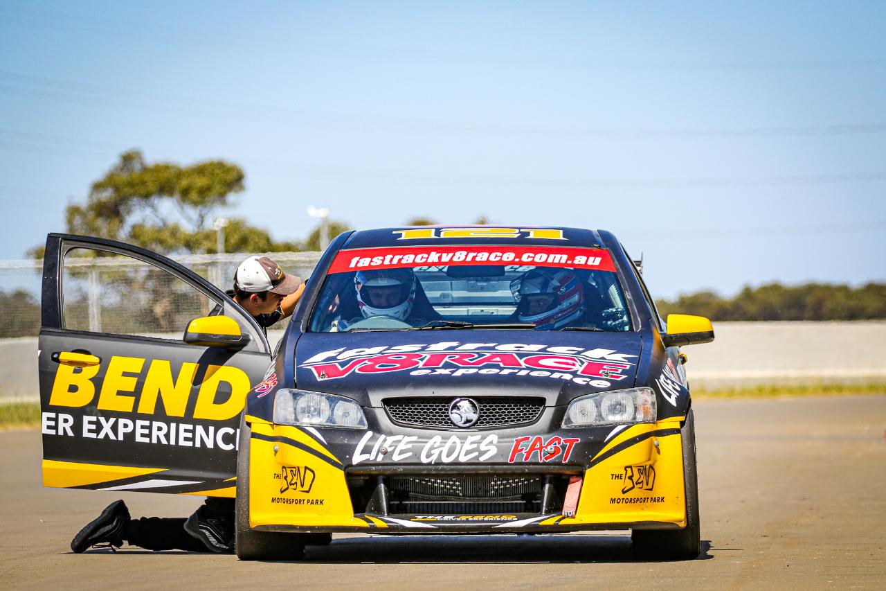 Drive Experience V8 Holden Racecar - 5 Laps (15+ km) - Shell V-Power ...