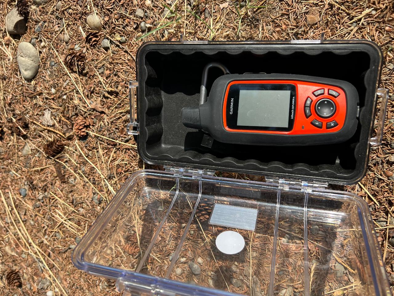 Garmin inReach Explorer+ Satellite Communicator w/Maps & Sensors