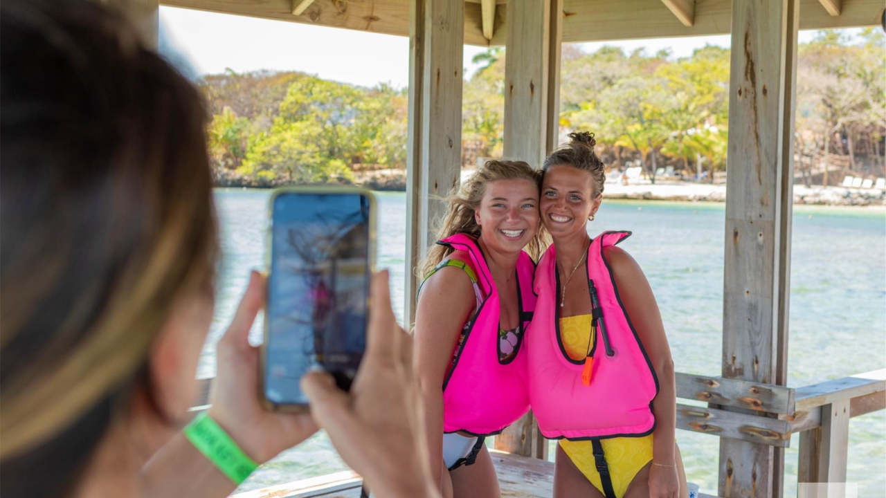 Maya Key Private Island Day Pass - Anthony's Key Resort Reservations