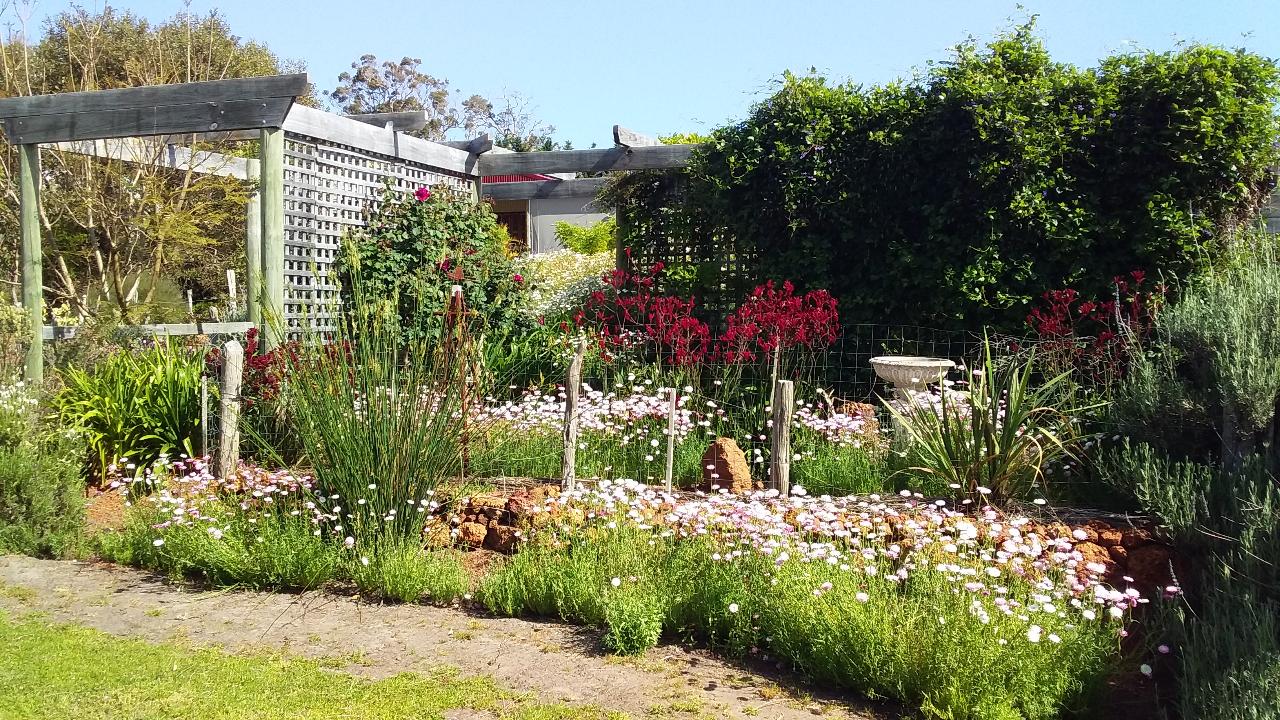 THE GRANGE ON KALGAN ECO-EXPERIENCE ½ Day Tag-along and Walking Tour ...