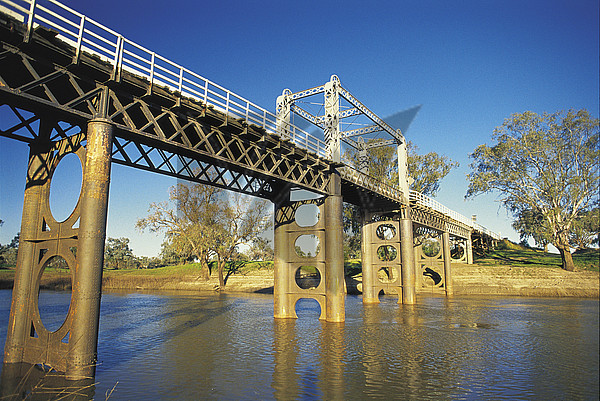 NSW Outback Explorer Silo Art Corner Country Mungo Broken Hill Darling ...