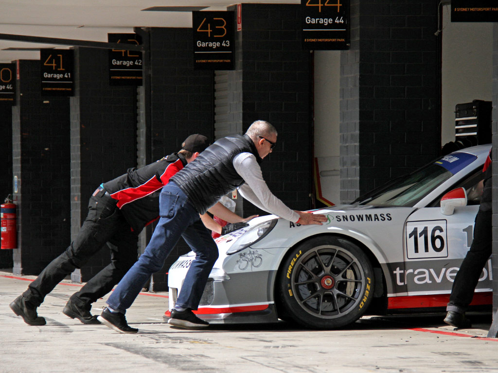 SMSP TRACK DAYS - RACE CARS - Driving Solutions Reservations