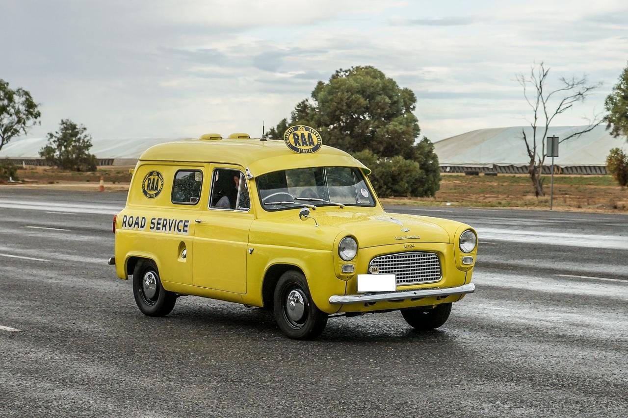 RAA/Enfield's Copper Coast Classic Cavalcade of Cars & Motorcycles ...