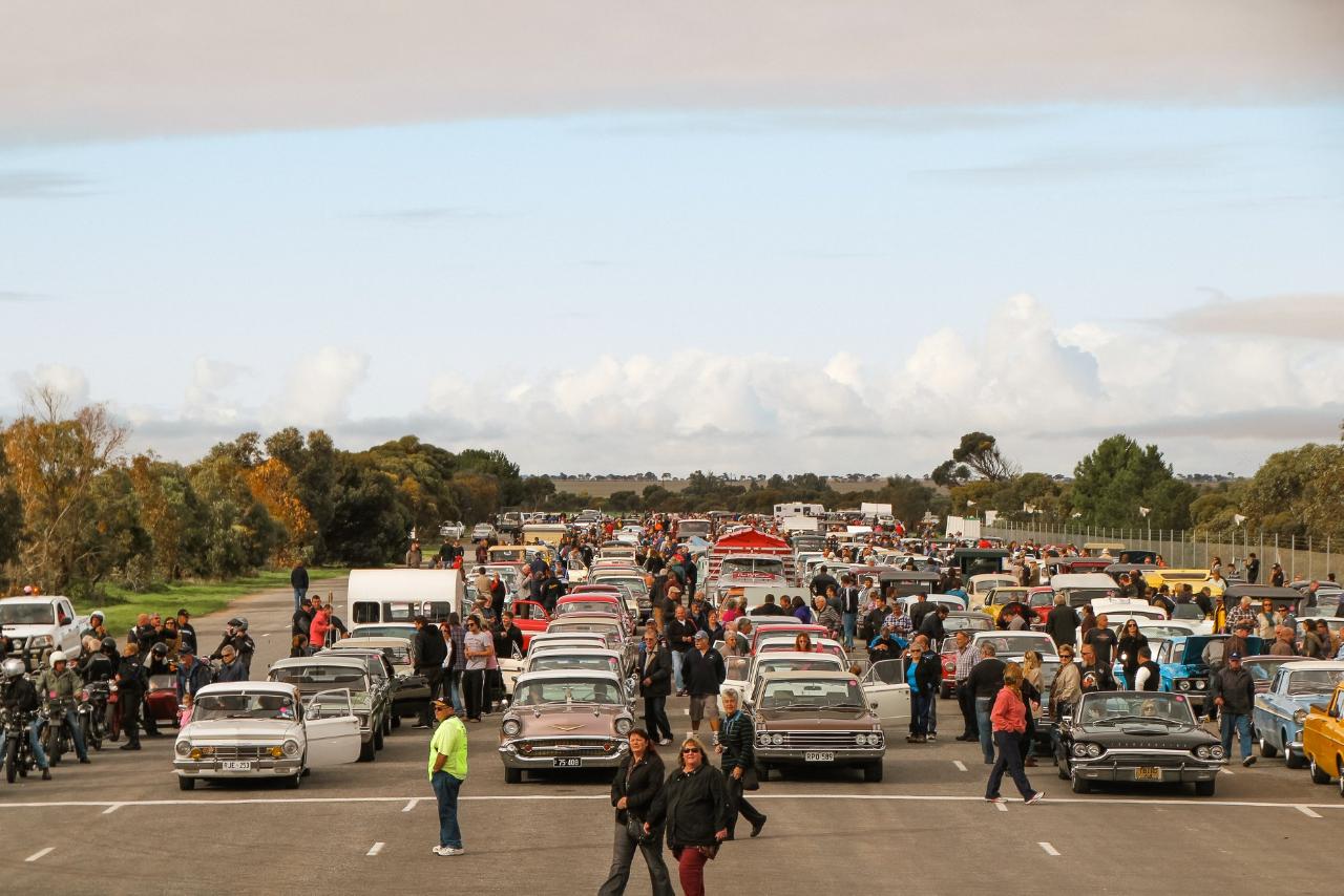 RAA/Enfield's Copper Coast Classic Cavalcade of Cars & Motorcycles ...