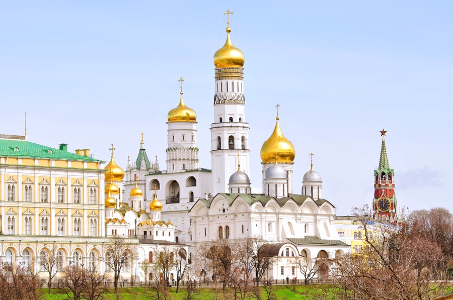 2-hour Private Kremlin Tour with live guide + Armoury Museum visit with ...