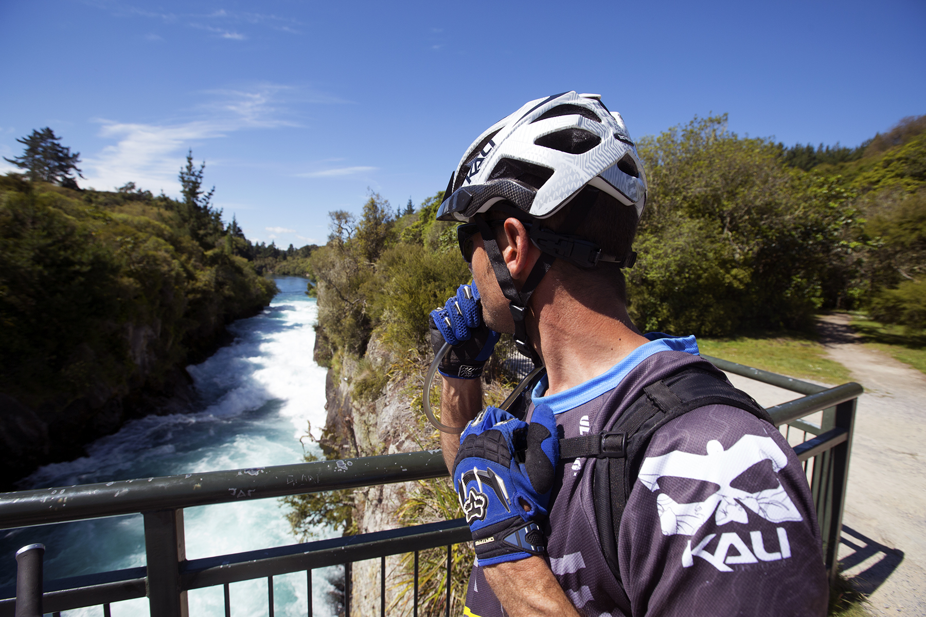 MTB - Rotary Trail (Huka Falls & Aratiatia Dam) Guided Tour Package ...
