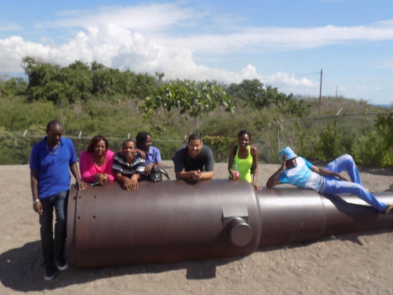 Port Royal Sightseeing And Glorias Seafood Experience From Kingston