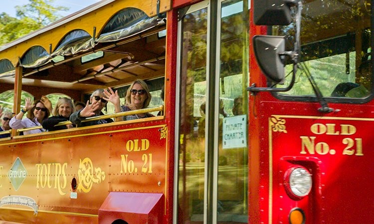 Historic Trolley Tour - Jim Thorpe Trolley Co. Reservations