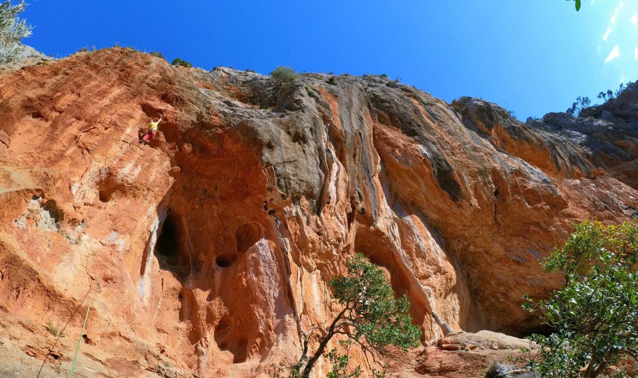 Leonidio - A climbing paradise trip | Mapo Tapo