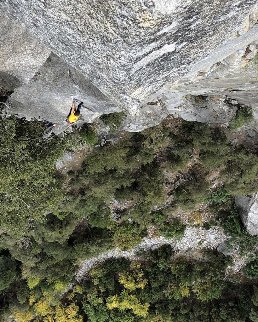 Chamonix - CRACK MASTER: CHAMONIX TRAD CLIMBING COURSE | MapoTapo