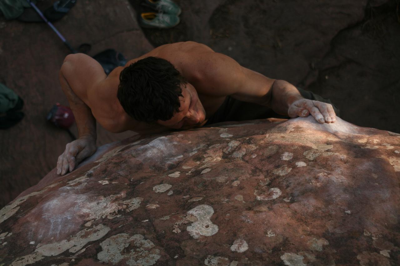 Albarracín - RED ROCK RENDEZVOUS: ALBARRACÍN BOULDERING | MapoTapo