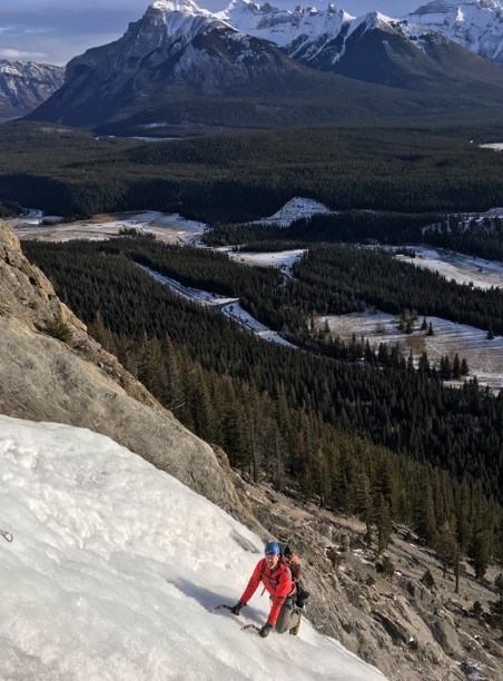 Banff - ICE CLIMBING IN BANFF AND LAKE LOUISE - CANADA | MapoTapo