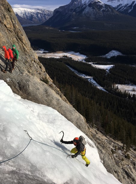 Banff - ICE CLIMBING IN BANFF AND LAKE LOUISE - CANADA | MapoTapo