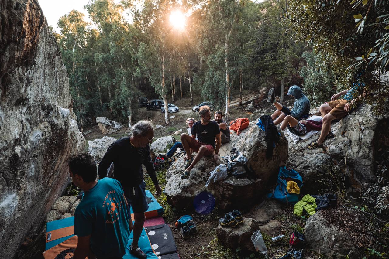 Boulder Camp: Sicily - Rock Climbing Trips | Mapo Tapo