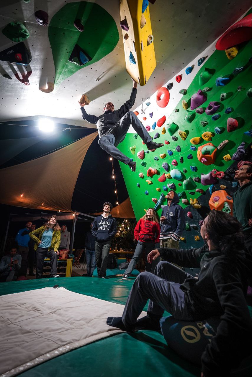 Boulder Camp: Sicily - Rock Climbing Trips | Mapo Tapo