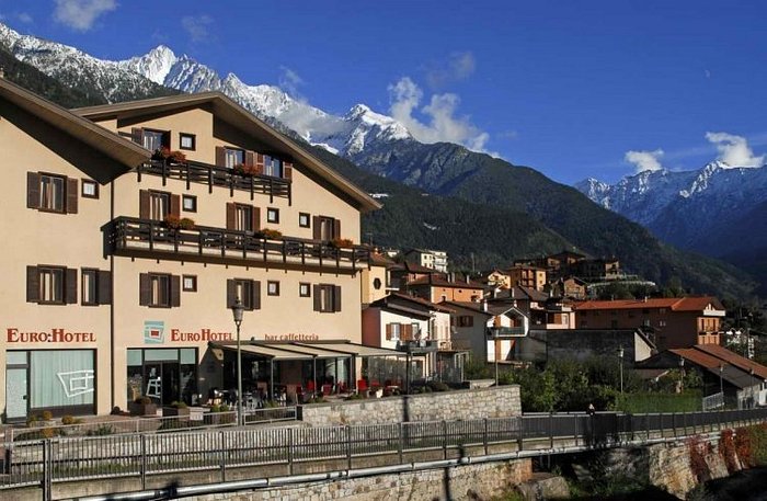 Edolo - SUMMIT STREAK - ADAMELLO NATIONAL PARK | MapoTapo