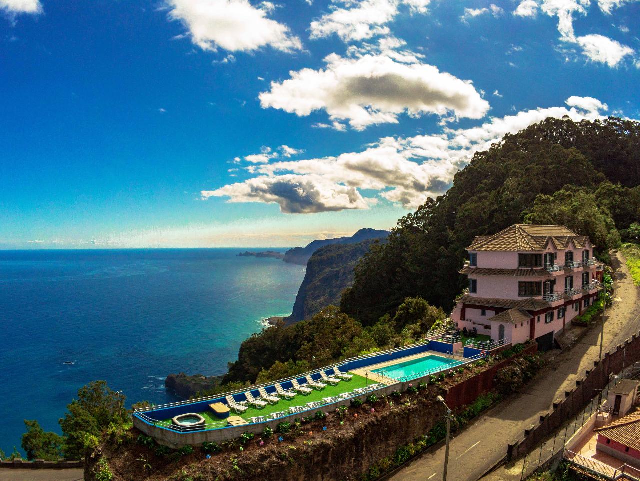 Madeira - MADEIRA INSIDE OUT: HIKING COASTAL PATHS AND HIGH MOUNTAIN ...
