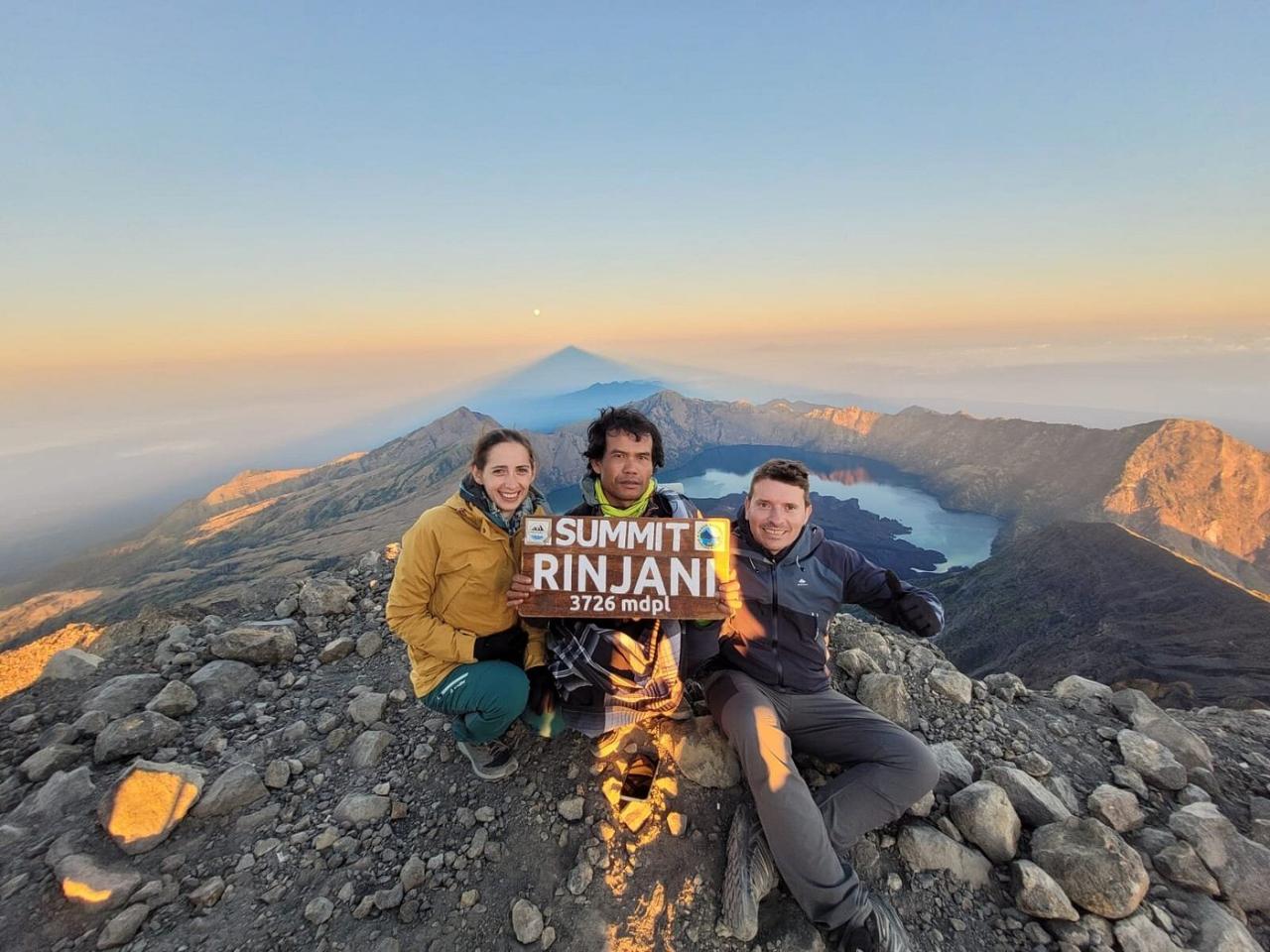 Senaru - MOUNT RINJANI VOLCANO TREK IN LOMBOK - INDONESIA | MapoTapo