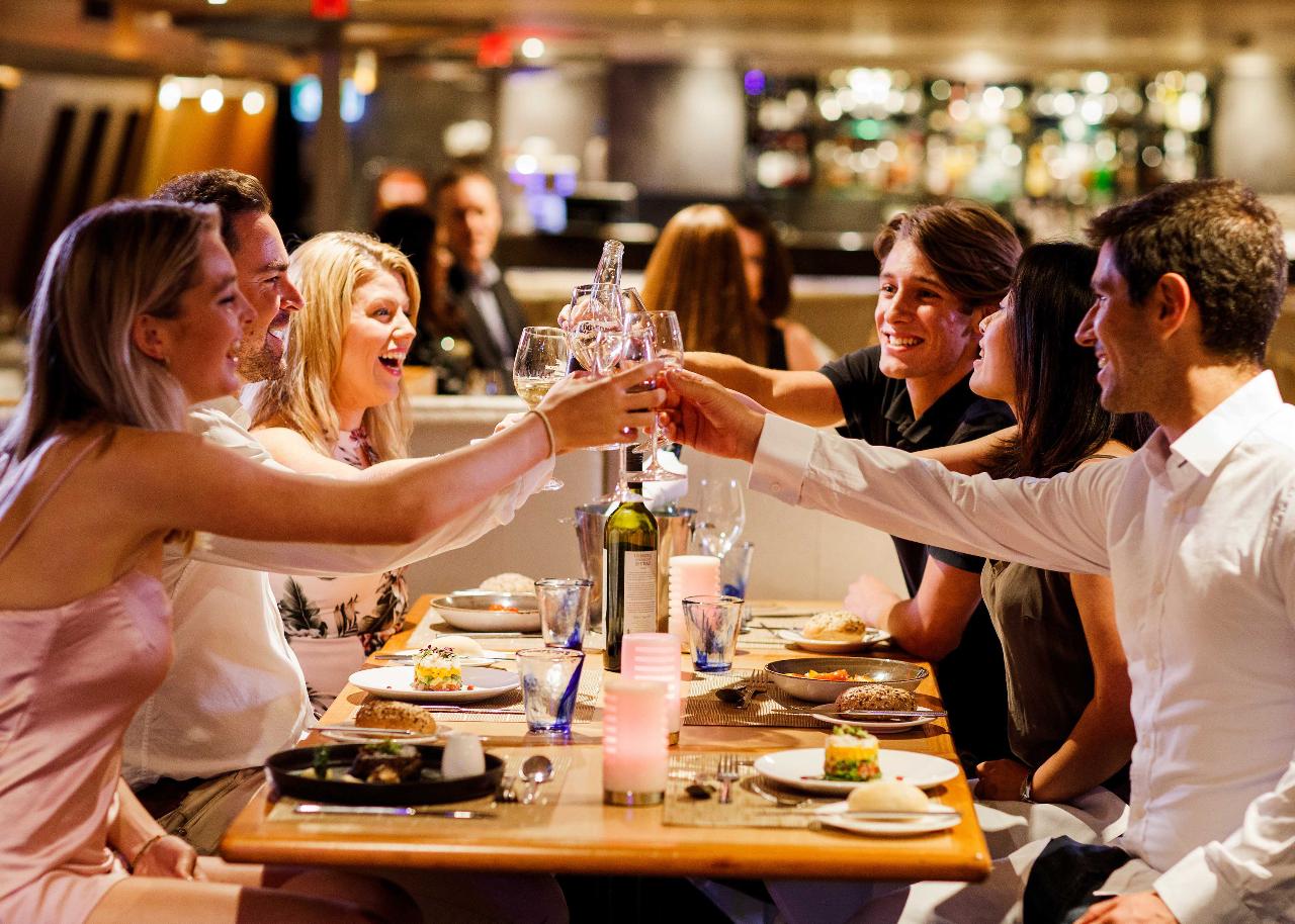 [캡틴쿡] 스타라이트 디너 크루즈 (Starlight Dinner Cruise - Captain Cook) - OTT 대한관광 ...