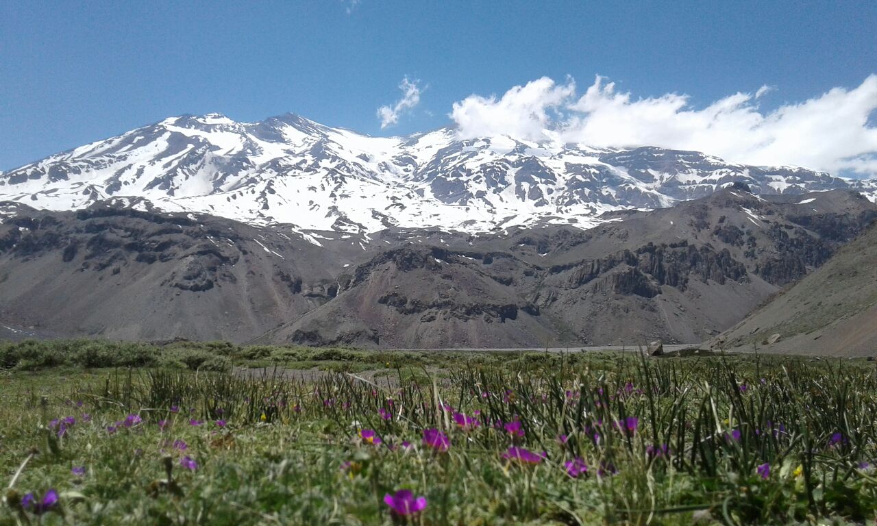 ANDES DAY VOLCANO 8K - Cajón del Maipo from Santiago - East-West Global ...