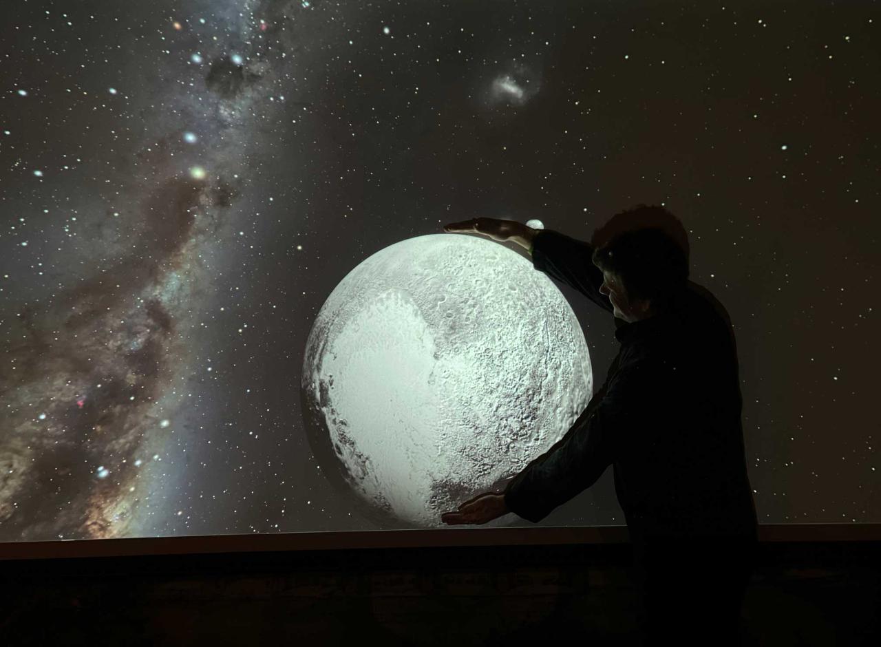 Planetarium Shows - Star-Safari
