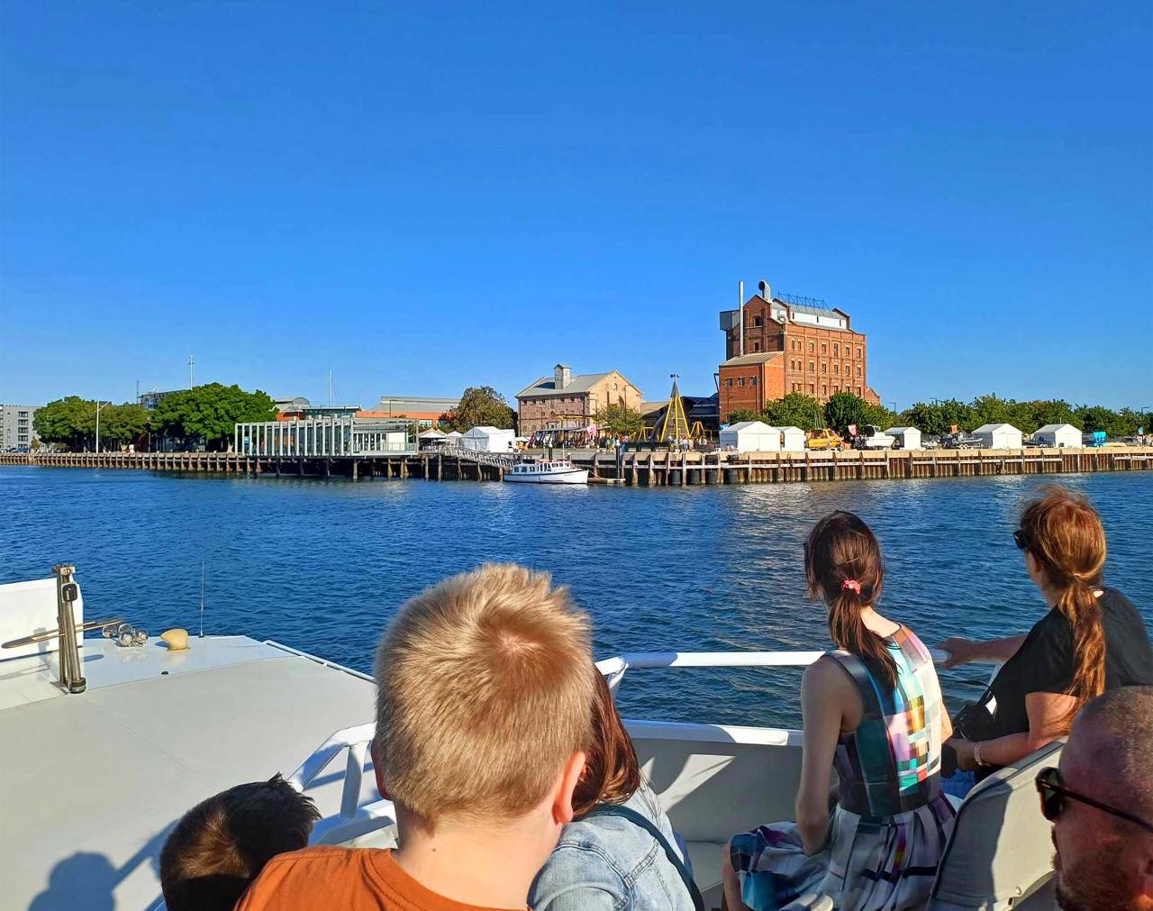 2-Hour Dolphin & Maritime Cruise - Port River Cruises Reservations