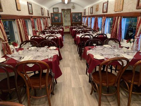 Restaurant Train - Seperate Club Car - Hotham Valley Railway Reservations