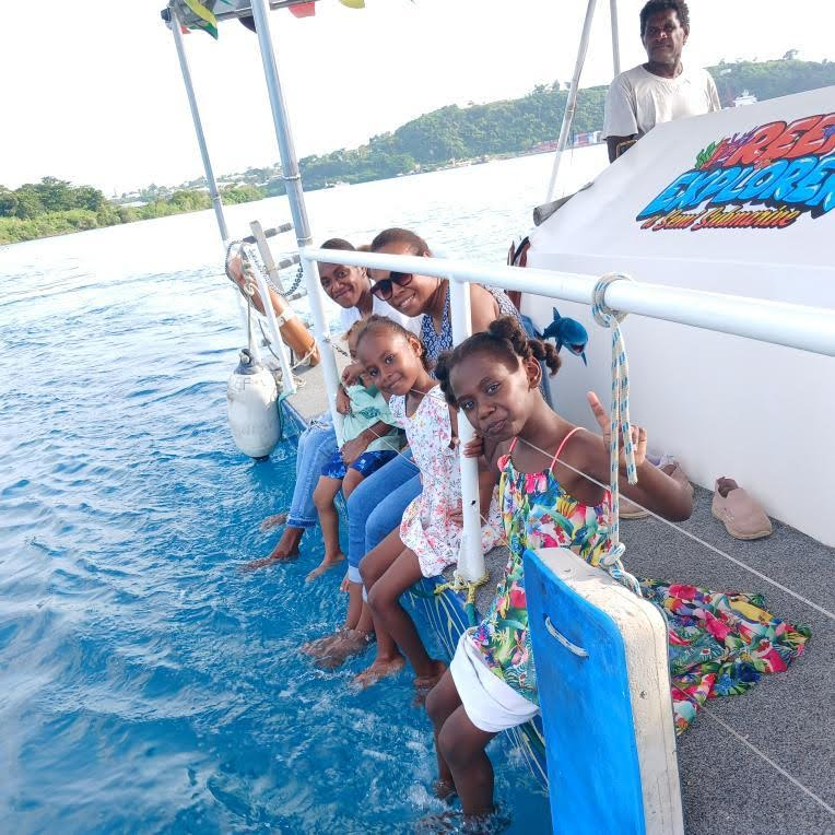 Reef Explorer Semi-Submersible Tour | Port Vila Vanuatu