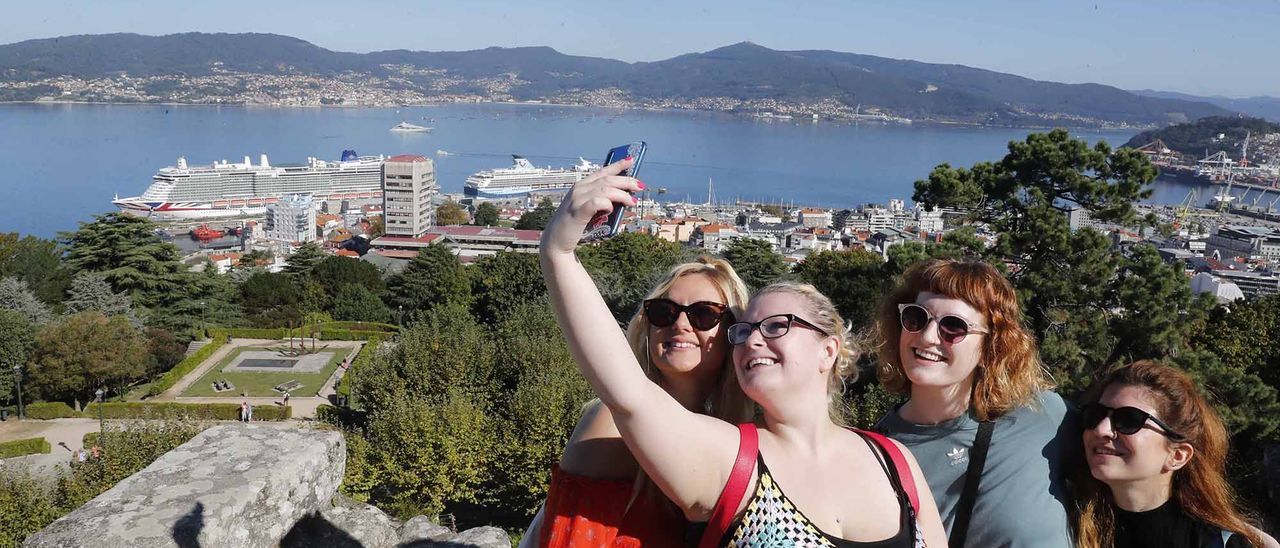 VIGO City Tour - TOURS 4 CRUISERS Reservations