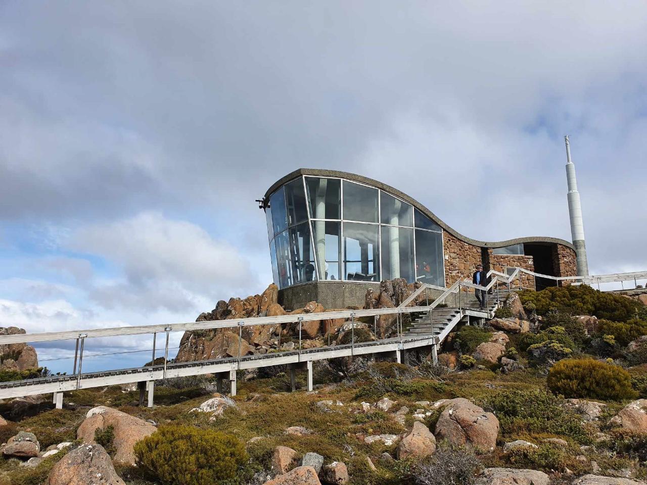 Hobart Mount Wellington Summit Tour: Alpine Adventure in Tasmania