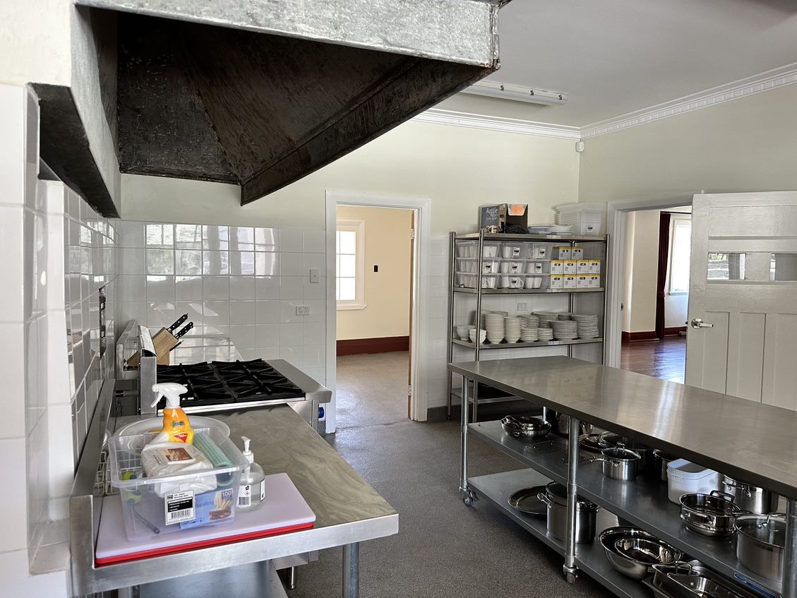 Gloucester Lodge - Shapcott's Room 1/2 Day Rate - Yanchep National Park ...