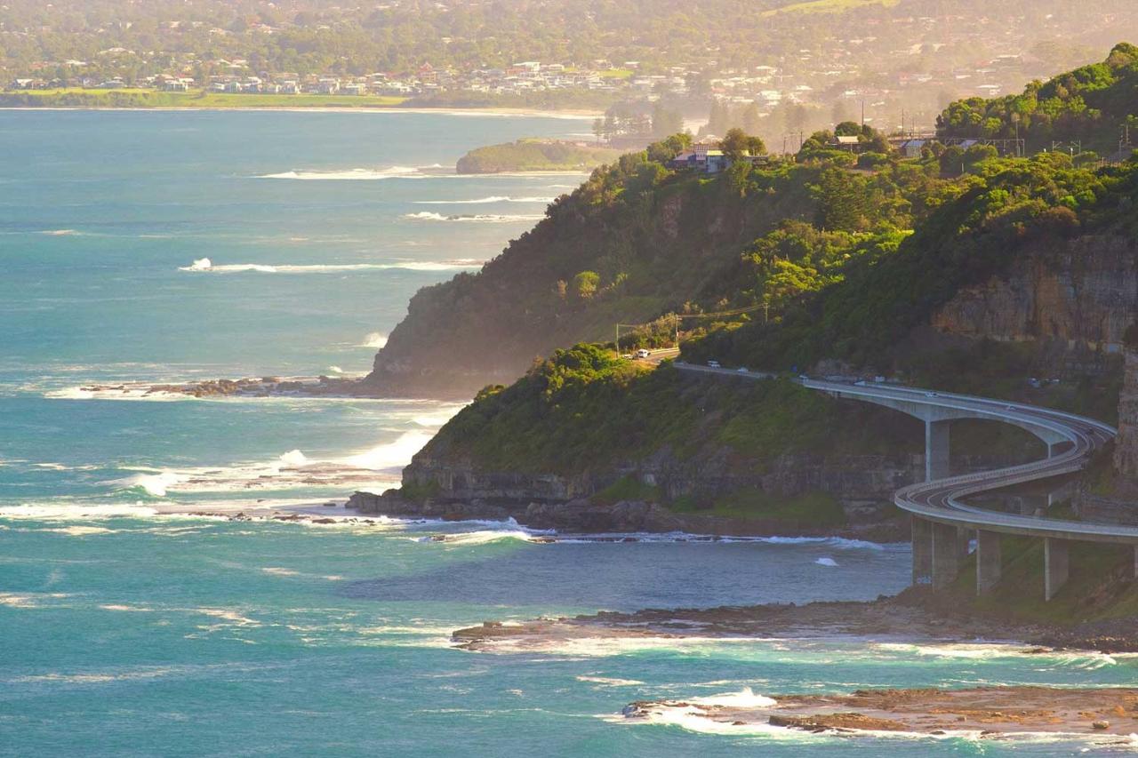 Mollymook - On Course Tours & Travel Reservations