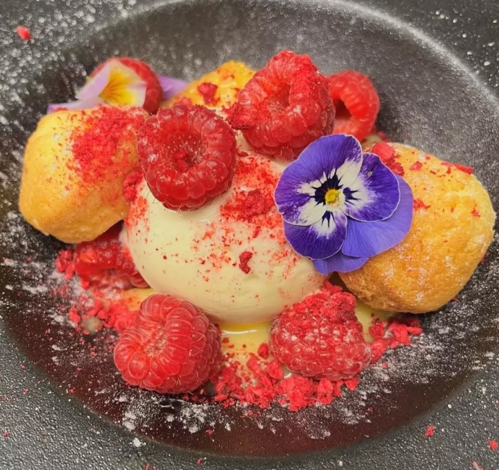 McLaren Vale Magic: Cellars & Culinary Delights - Turers - Australia