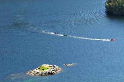 Alaska Boatman Adventure - Southeast Exposure Outdoor Adventure Center ...